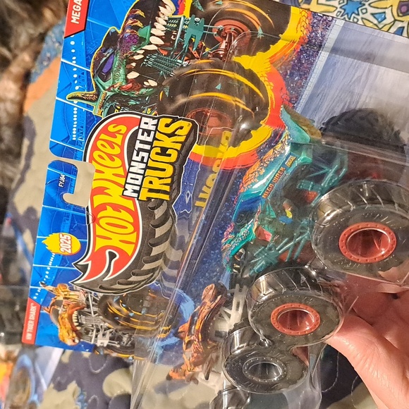 Hot Wheels | Toys | Hot Wheels Monster Trucks Set Multicolor Tiger ...